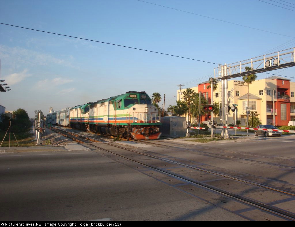 Tri-Rail P671